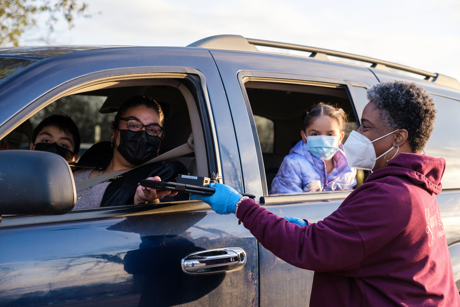 Bridging the Digital Divide - United Way of Metropolitan Dallas
